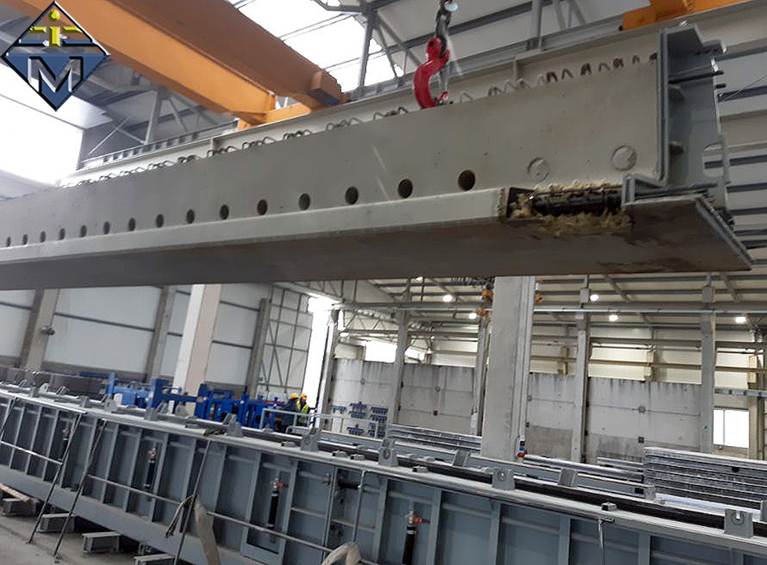 Konstrukcja stalowa formy do produkcji belek mostowych typu KUJAN NG | INMET